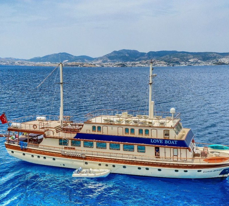 Motor Sailor LOVE BOAT Yacht Charter Details, Gulet | CHARTERWORLD ...